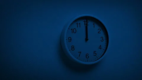12 O Clock Stock Video Footage | Royalty Free 12 O Clock Videos | Pond5