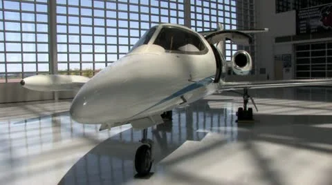 Leer Stock Footage ~ Royalty Free Stock Videos | Pond5