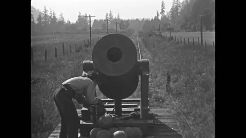 Train Set Couple To Stock Videos – Royalty-Free HD & 4K Videos | Pond5