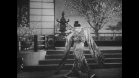 Star Sings Stock Videos – Royalty-Free HD & 4K Videos