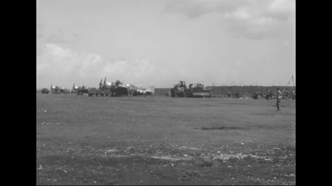 1944 - US Army Air Force ground crews an... | Stock Video | Pond5