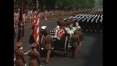 1945 - FDR's funeral procession turns do... | Stock Video | Pond5