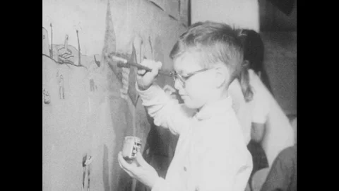 Relay Race Children Stock Videos – Royalty-Free HD & 4K Videos | Pond5