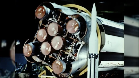 Saturn 5 Model Stock Videos – Royalty-Free HD & 4K Videos | Pond5