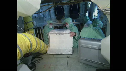 Space Shuttle Loading Stock Videos – Royalty-Free HD & 4K Videos | Pond5