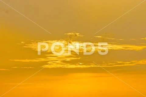 25 May 2007 Sunset Sky Scenic Orange Sunset Sky Background ~ Premium ...