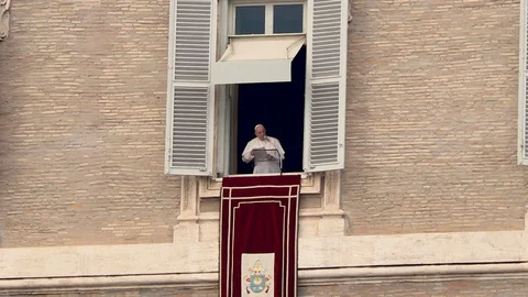Pope Francis Blessing Stock Videos – Royalty-Free HD & 4K Videos