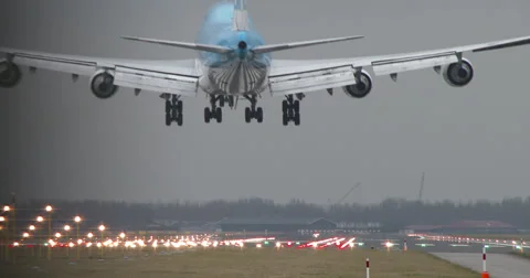 4K Boeing 747 landing on Schiphol | Stock Video | Pond5