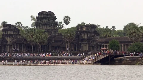 4K, Crowd of people in Angkor Wat temple... | Stock Video | Pond5