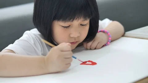 Korean Drawing Happy Stock Videos – Royalty-Free HD & 4K Videos