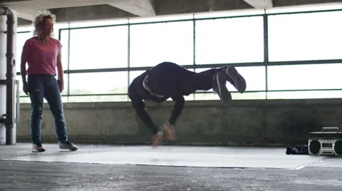 Dragon Dances Stock Videos – Royalty-Free HD & 4K Videos | Pond5