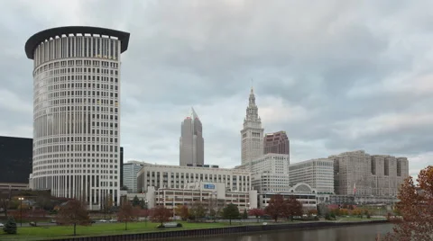 4K Time lapse zoom out Cleveland skyline... | Stock Video | Pond5
