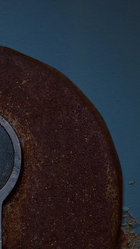 Key Hole Videos Stock Videos – Royalty-Free HD & 4K Videos | Pond5