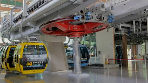 60 fps cable cars leaving formosan abori... | Stock Video | Pond5