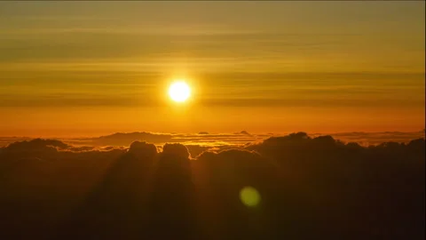 8K Time lapse of the sun rising over sea... | Stock Video | Pond5