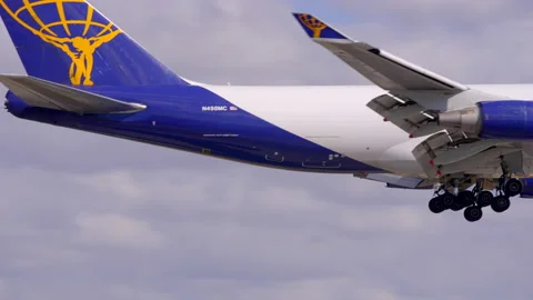 Miaz 2 Video Stock Videos – Royalty-Free HD & 4K Videos | Pond5