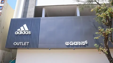 Display Name Style Stock Videos – Royalty-Free HD & 4K Videos | Pond5