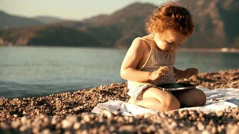 Scroller Girls Small Stock Videos – Royalty-Free HD & 4K Videos | Pond5