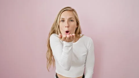 Smooching Stock Videos – Royalty-Free HD & 4K Videos