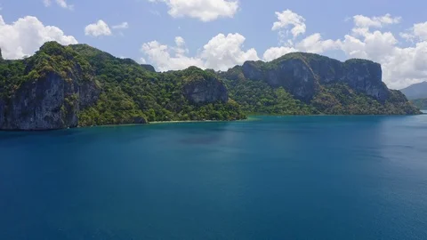 Drop In El Stock Videos – Royalty-Free HD & 4K Videos