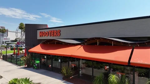 Aerial pullout Hooters restaurant store ... | Stock Video | Pond5