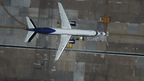 Pushback Tug Stock Video Footage | Royalty Free Pushback Tug Videos ...