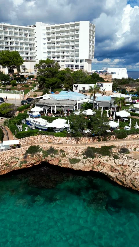 Club Paradise Restaurant Stock Videos – Royalty-Free HD & 4K Videos | Pond5