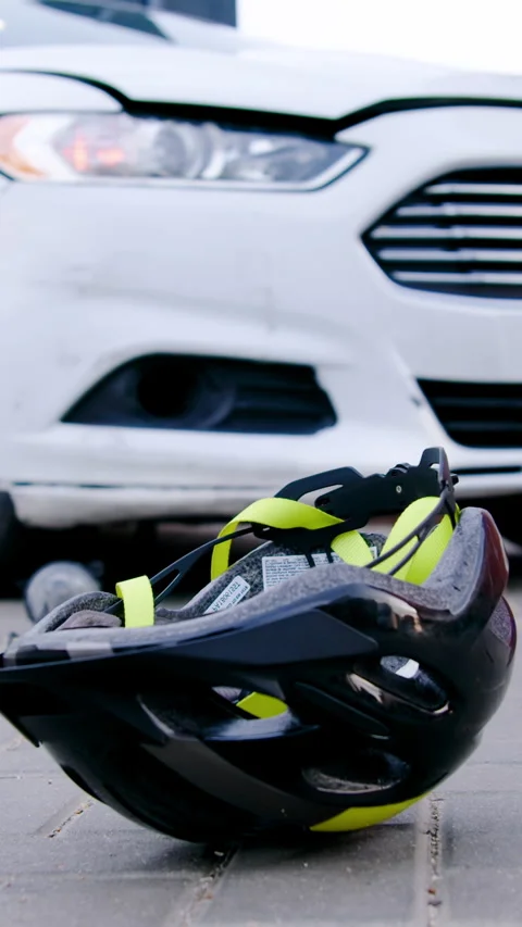 Car Crash Vertical Stock Videos – Royalty-Free HD & 4K Videos | Pond5