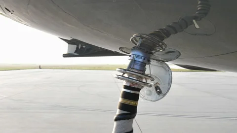 Air Start Unit (ASU) Discharge Air Hose ... | Stock Video | Pond5