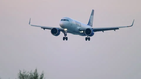 Airbus A320 landing | Stock Video | Pond5