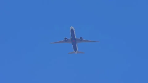 Airplane Overhead Stock Video Footage | Royalty Free Airplane Overhead ...