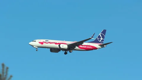 Boeing 737 Logo Stock Videos – Royalty-Free HD & 4K Videos | Pond5