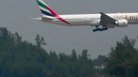 Emirates Airplane Stock Video Footage | Royalty Free Emirates Airplane ...