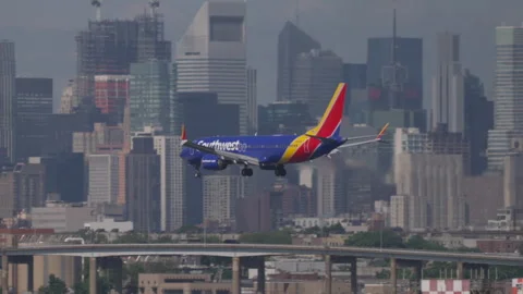 Airplane landing flying into New York Ci... | Stock Video | Pond5