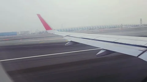 Plane&Simple Stock Videos – Royalty-Free HD & 4K Videos