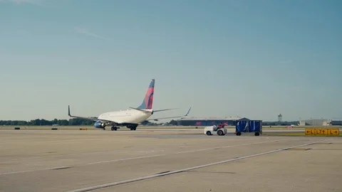 Airport Atl Stock Videos – Royalty-Free HD & 4K Videos