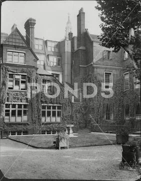 Photograph: Amen Court London St Pauls In The Background #217862582