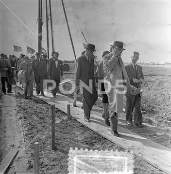 Anefo photo collection. Heining 1st pole car tires factory General Tire ...