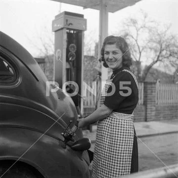 Anefo photo collection. Series Border Correction Germany. Girl gas pump ...