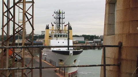 Tug Anglian Earl Stock Videos – Royalty-Free HD & 4K Videos | Pond5