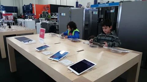 Apple iPad on display in Apple store in ... | Stock Video | Pond5