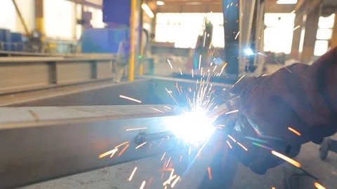 Arc welding with co2, large metal part | Stock Video | Pond5