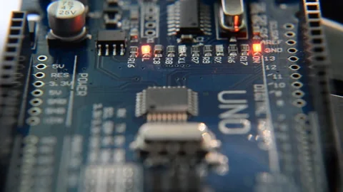 Arduino UNO board microcontrolle | Stock Video | Pond5
