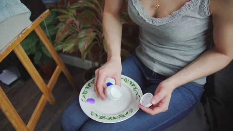 Drawing Of Leak Stock Videos – Royalty-Free HD & 4K Videos