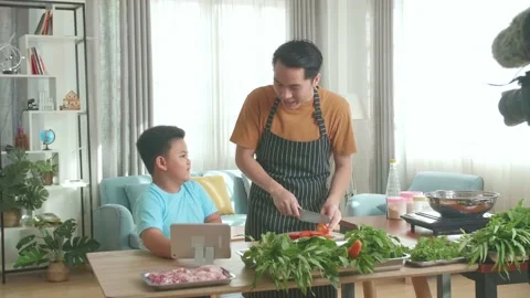 Sonds Streaming Stock Videos – Royalty-Free HD & 4K Videos