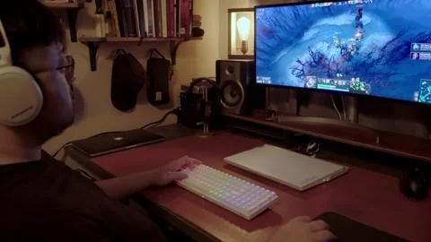 Asian Intense O Stock Videos – Royalty-Free HD & 4K Videos | Pond5