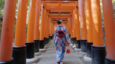 Asian women in traditional japanese kimo... | Stock Video | Pond5