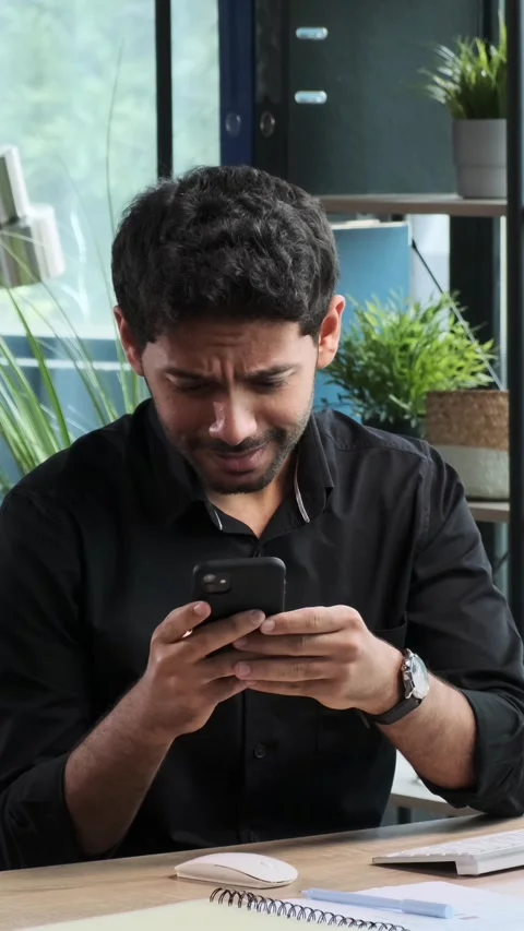 Phone Victory Stock Videos – Royalty-Free HD & 4K Videos | Page 3