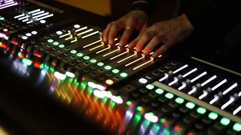 Tv Show Panel Stock Videos – Royalty-Free HD & 4K Videos | Pond5