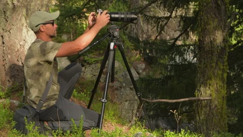 Pictures Men In Stock Videos – Royalty-Free HD & 4K Videos